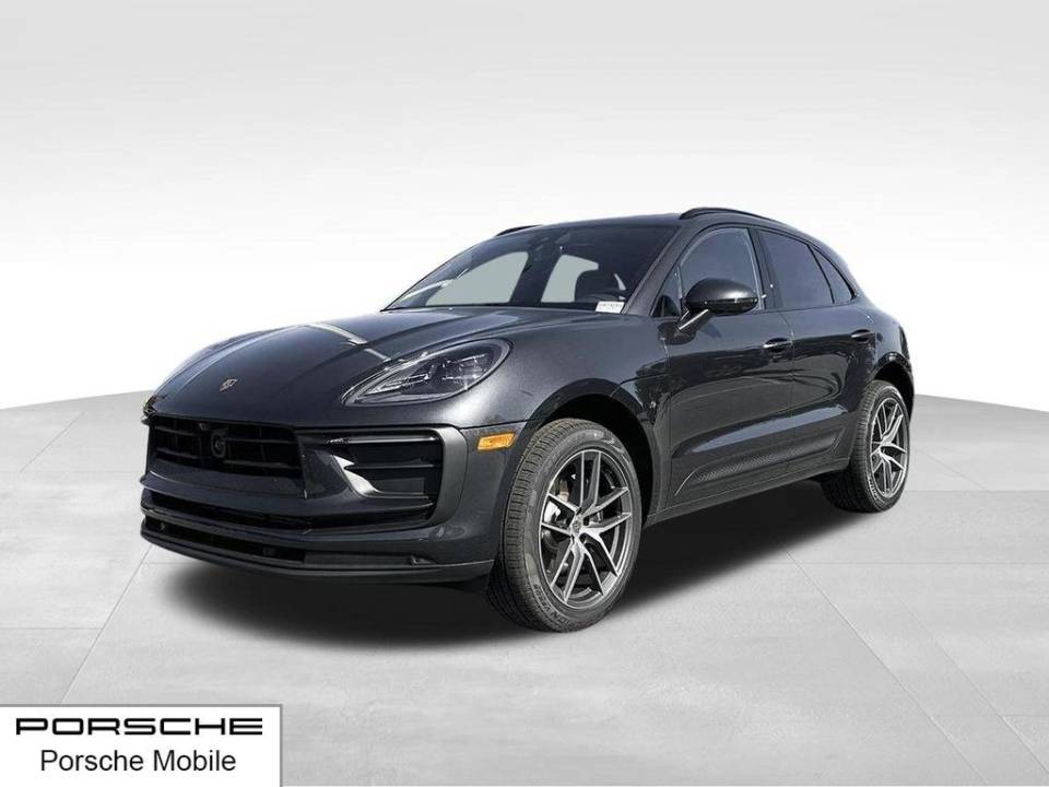 Buy used Porsche Macan at Porsche Mobile