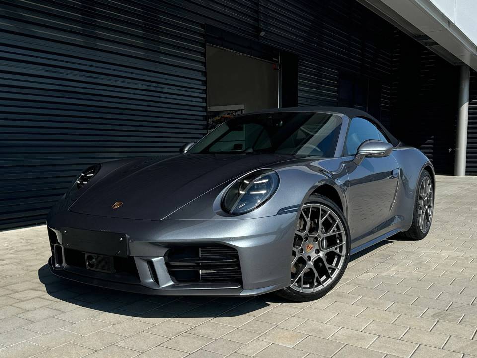 Porsche 911 Carrera Cabriolet neu beim Porsche Zentrum Karlsruhe kaufen