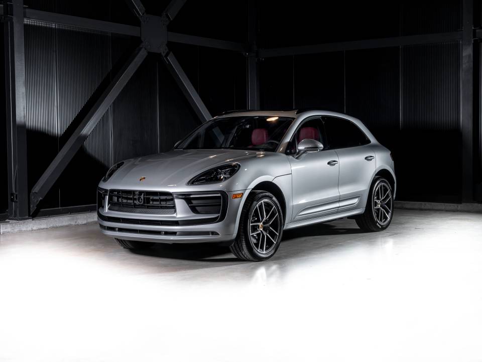 Achetez un Porsche Macan neufs ou dans votre Porsche Centre Québec