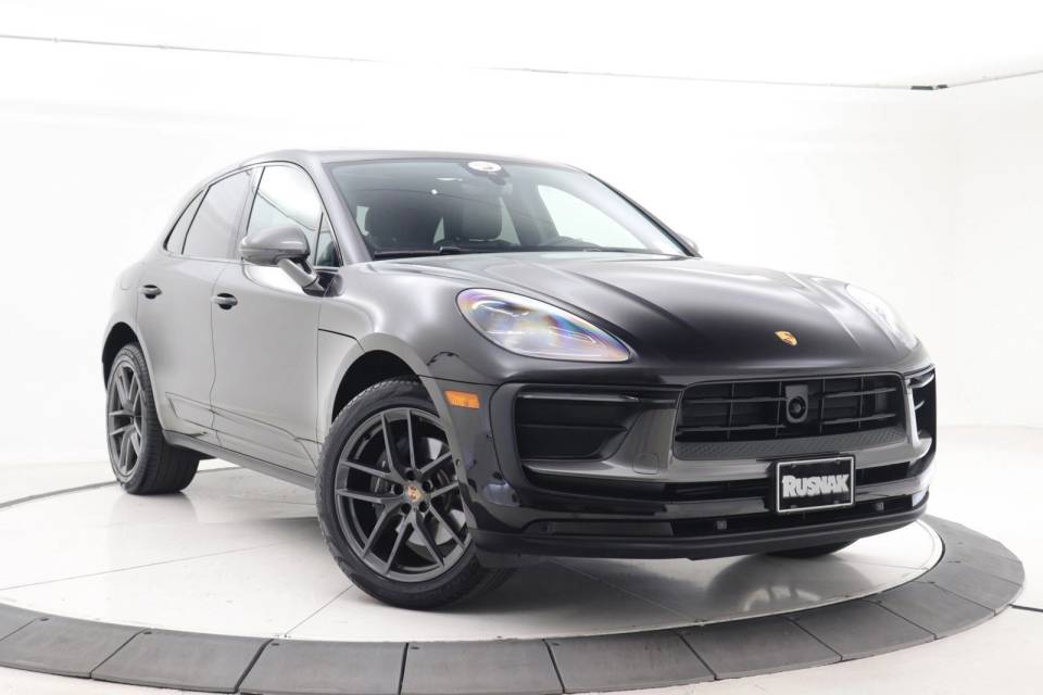 Buy used Porsche Macan T at Rusnak/Pasadena