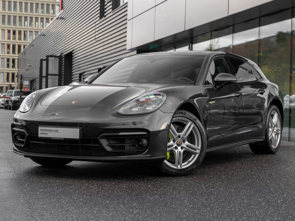 Porsche Panamera 4 E-Hybrid Sport Turismo gebraucht beim Porsche ...