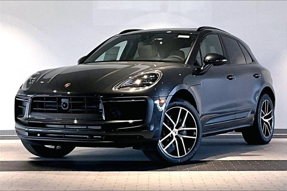 Buy new Porsche Macan at Porsche Sacramento