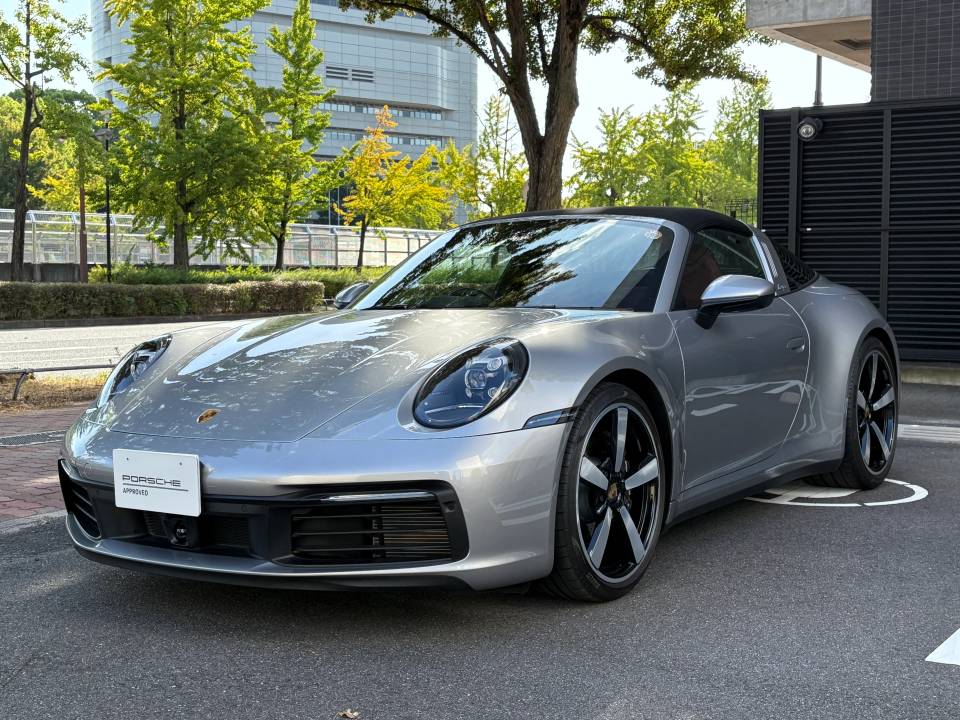 Porsche 911 Targa 4 の中古車を PC名古屋 認定中古車センターで購入