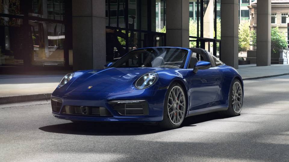 Купить новый Porsche 911 Targa 4S в Porsche Center Riga