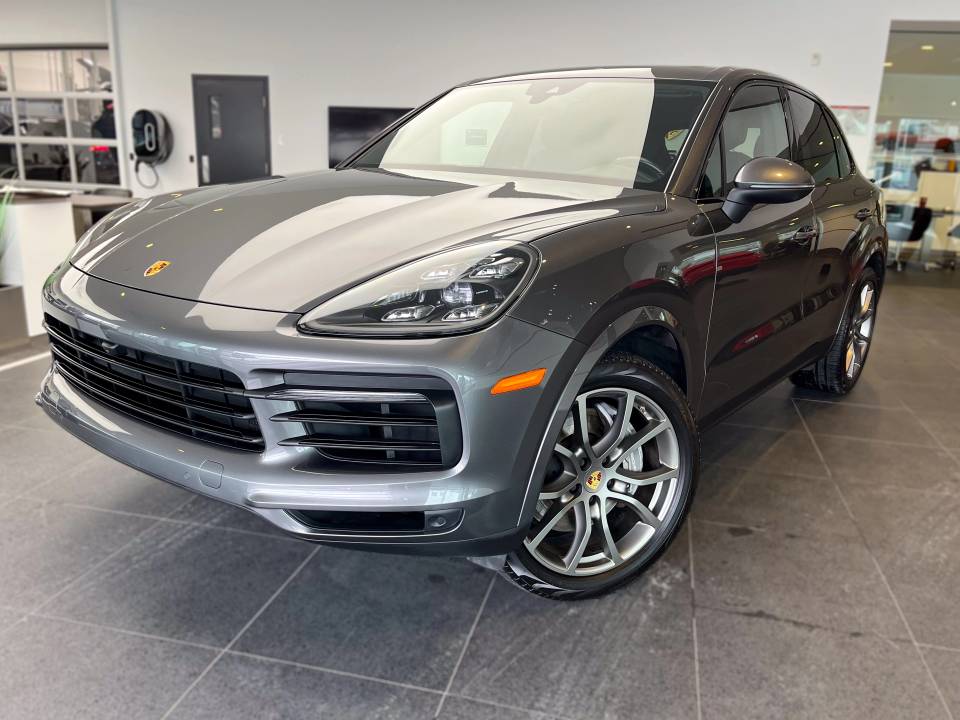 Buy used Porsche Cayenne at Porsche Centre Lauzon