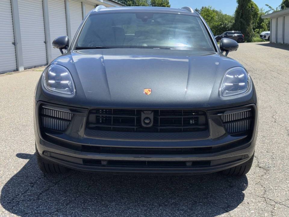 Buy new Porsche Macan S at Porsche Stratham