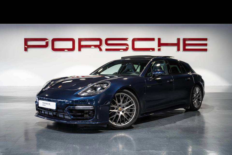 Achetez un Porsche Panamera Turbo S E-Hybrid Sport Turismo d'occasion ...