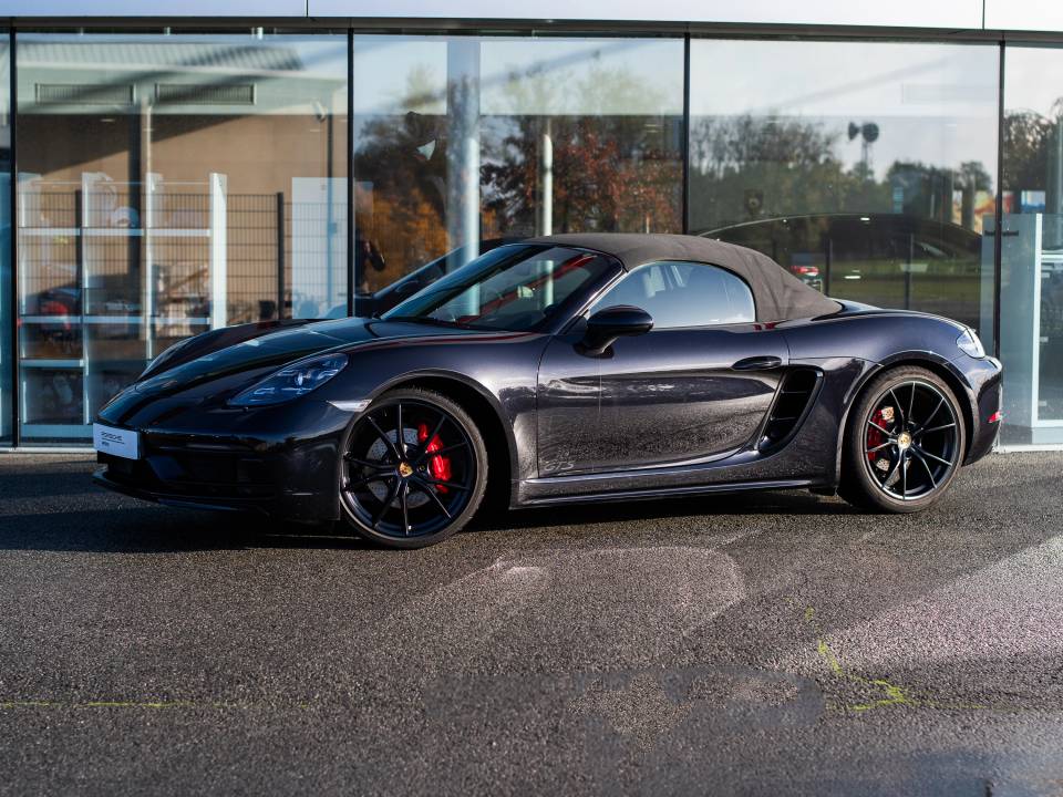 Achetez un Porsche 718 Boxster GTS d'occasion ou dans votre Centre ...