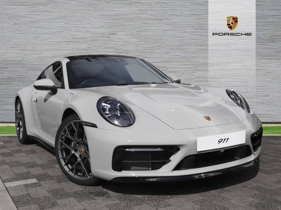 Buy new Porsche 911 Carrera at Porsche Centre Guildford