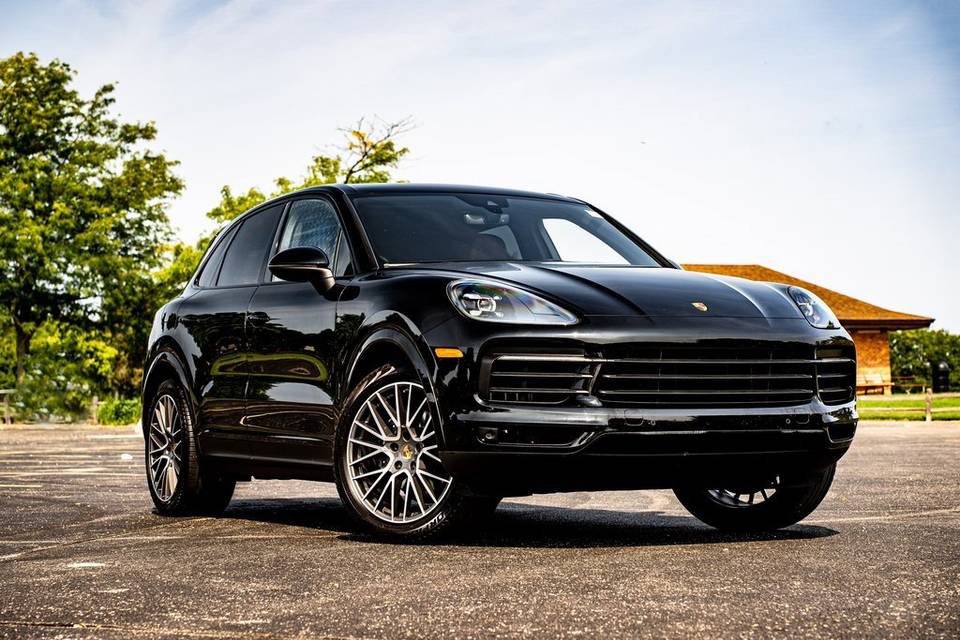 Buy used Porsche 2019 Porsche Cayenne at Porsche Barrington