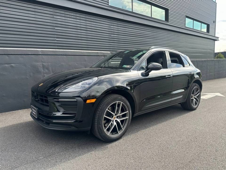 Buy used Porsche Macan at Porsche Main Line