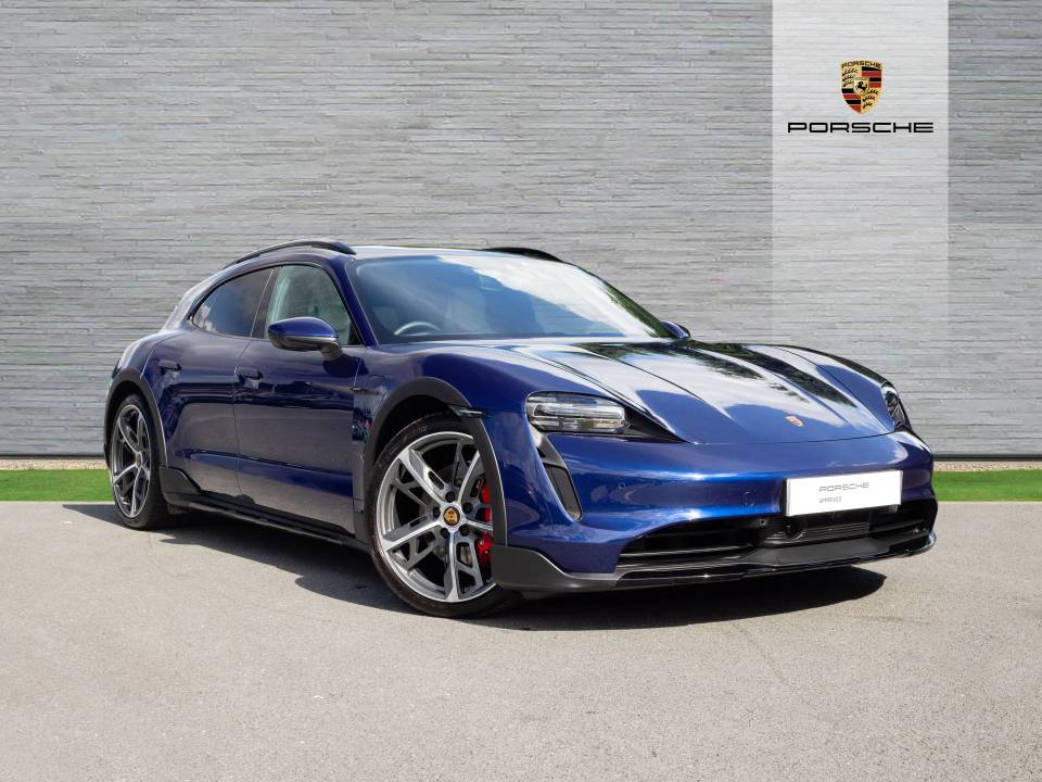 Buy Pre-Owned Porsche Taycan 4S Cross Turismo (MY23) at Porsche Centre ...