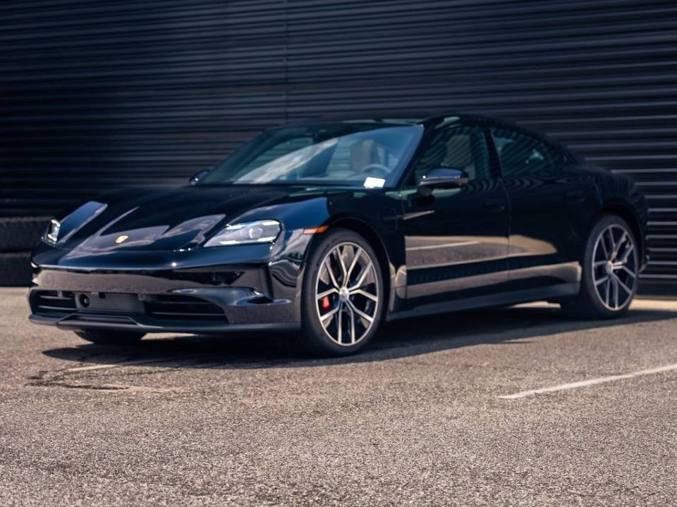 New Porsche Taycan 4S for sale at Porsche Mobile