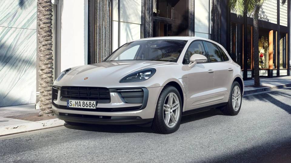 Used Porsche Macan (MY23) for sale at Porsche Centre Lauzon
