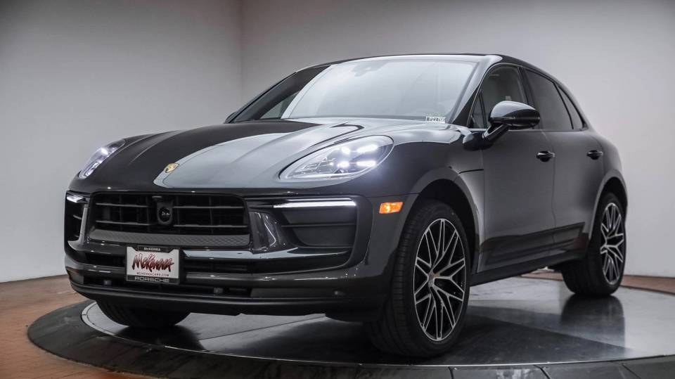 Buy new Porsche Macan at McKenna Porsche