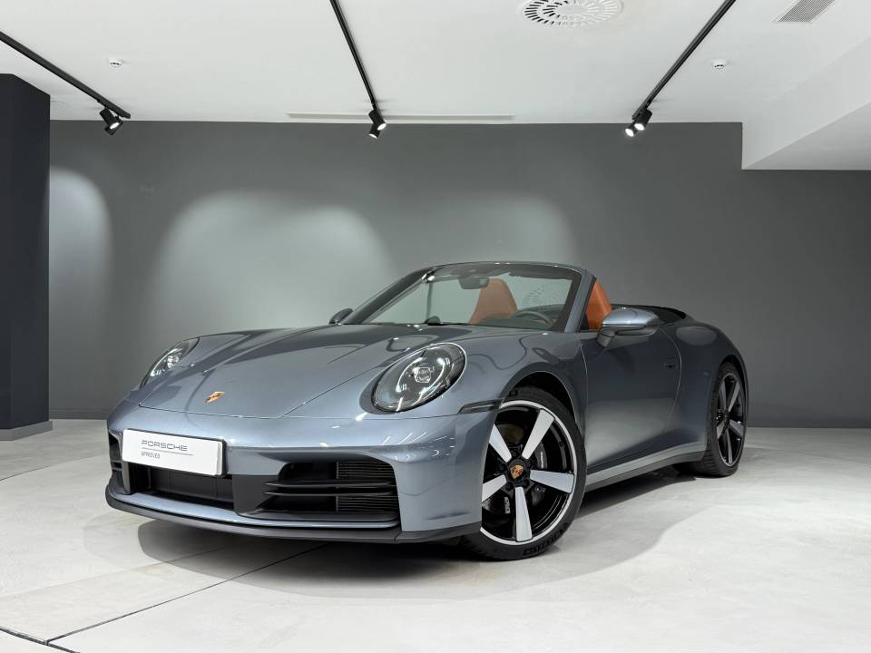 Compre el Porsche 911 Carrera Cabriolet de sus sueños en Centro Porsche ...