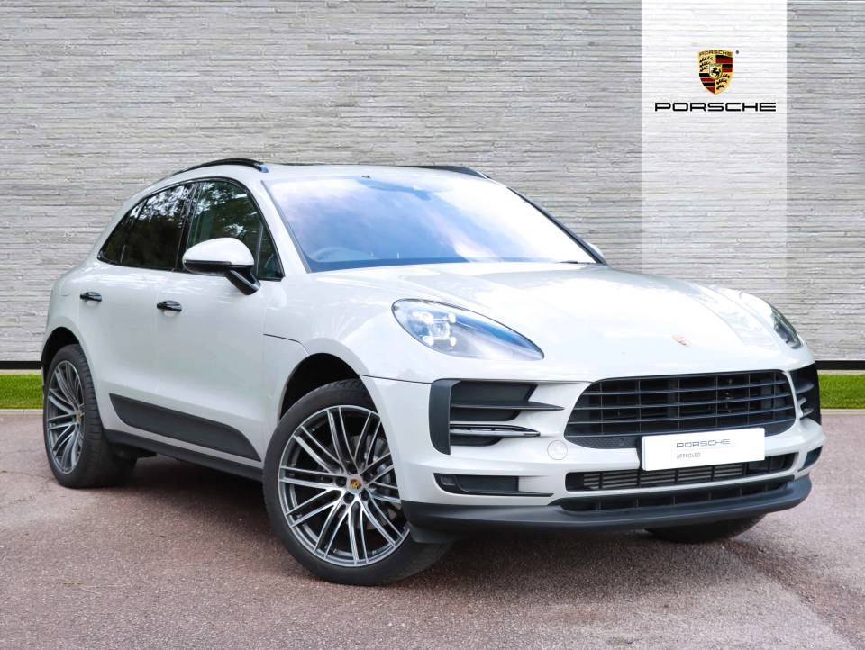 Buy Pre-Owned Porsche Macan (MY21) at Porsche Centre Cambridge