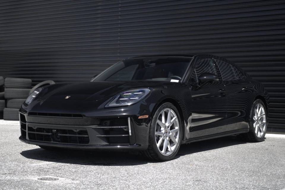 New Porsche Panamera for sale at Porsche Mobile