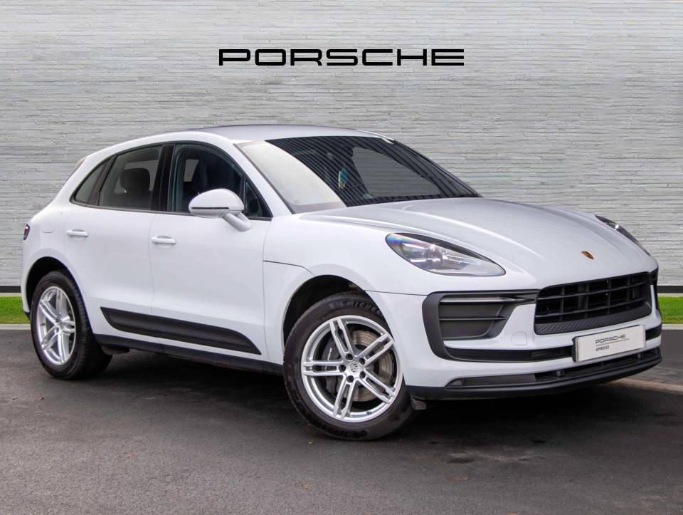 Used Porsche Macan (MY24) for sale at Porsche Centre Cambridge