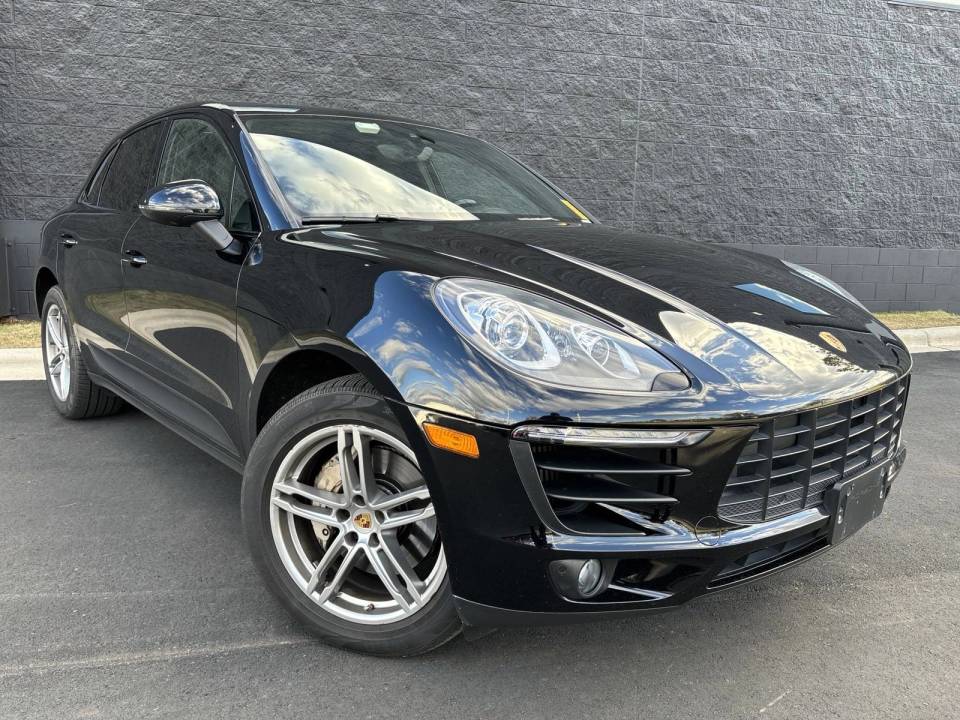 Buy used Porsche Macan S at Hendrick Porsche