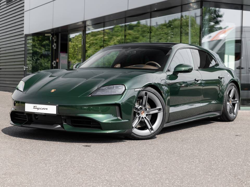 Porsche Taycan 4S Sport Turismo neu beim Porsche Zentrum Berlin ...