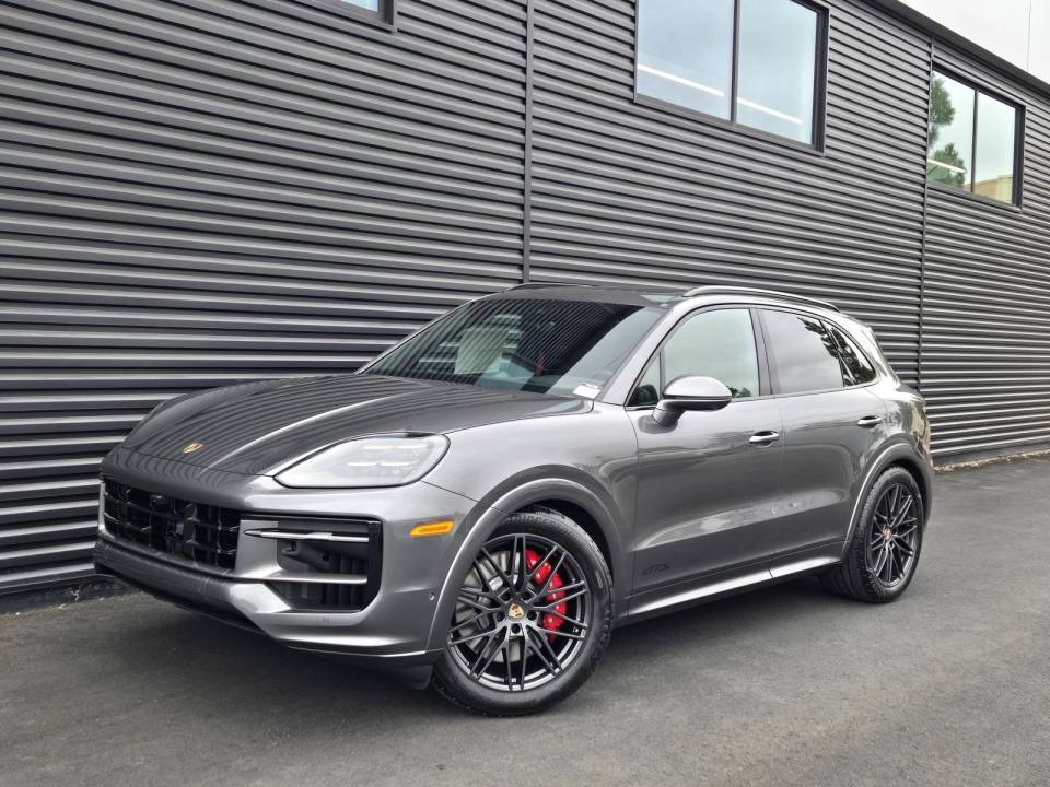 New Porsche Cayenne GTS for sale at Porsche Livermore