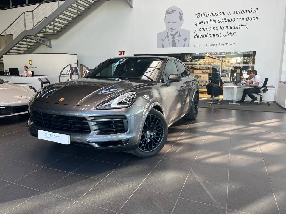 Compre el Porsche Cayenne Coupé de sus sueños en Centro Porsche Girona