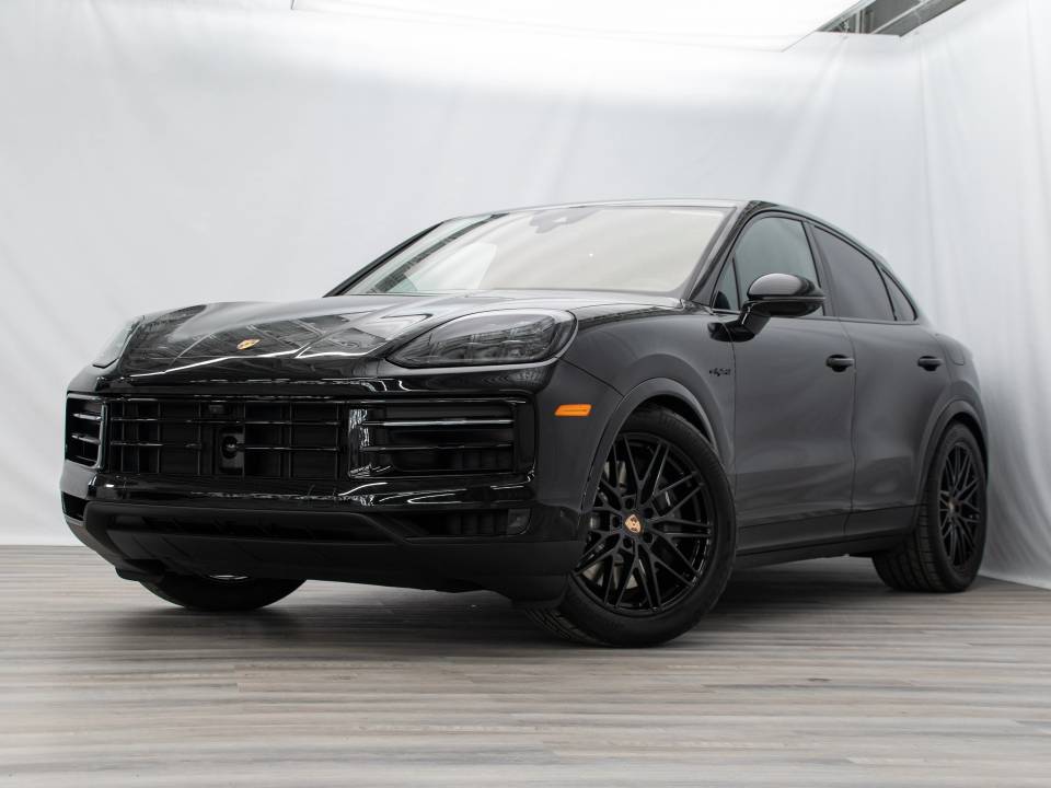 Achetez votre Porsche Cayenne E-Hybrid Coupe neuve au Porsche Prestige