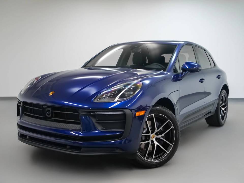 New Porsche Macan for sale at Porsche St. Louis