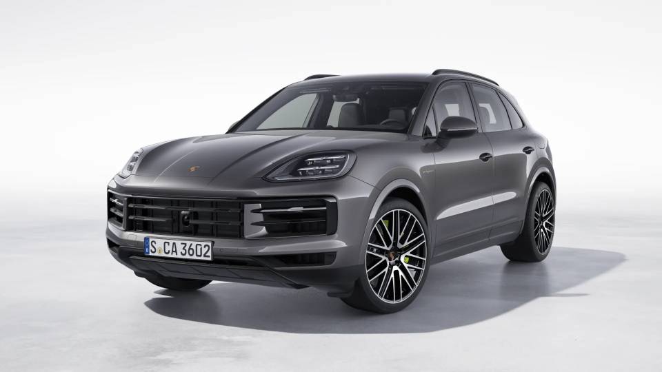 Buy new Porsche Cayenne S E-Hybrid at Porsche Centre Wellington